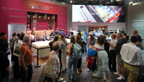 해외에서 더 돋보이는 LG전자 디자인·건축 박람회 DCW 2025 참가 | 디픽 (DPick)